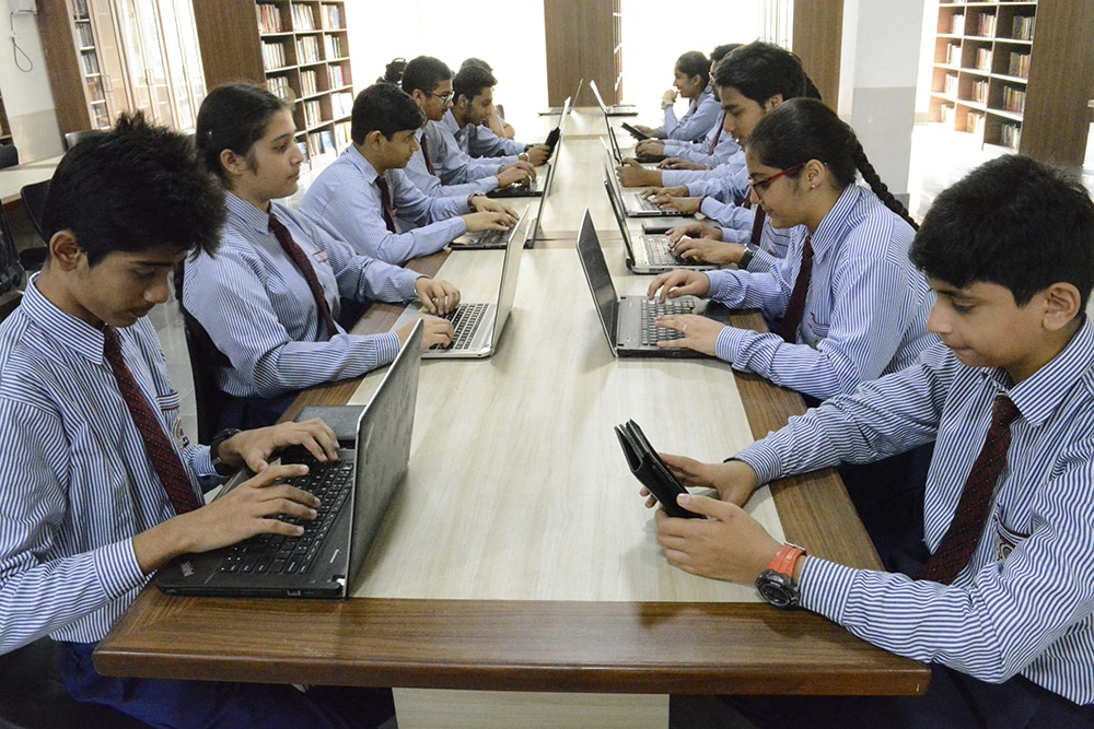 libRARY (4) | Best No. 1 School in Kanpur