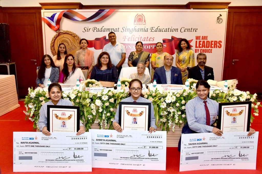 NATIONAL-TOPPERS-FELICITATED | Best No. 1 School in Kanpur